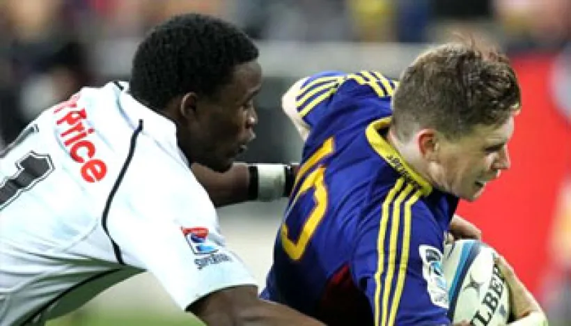 Colin Slade finishes brilliant Highlanders team try against the Sharks ...