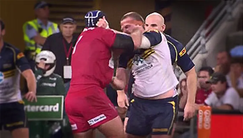 Front rowers Ben Daley and Dan Palmer square off in Brisbane | Rugbydump