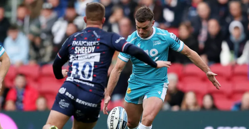 Report: Gloucester in hunt for fly half replacement in Hastings absence ...