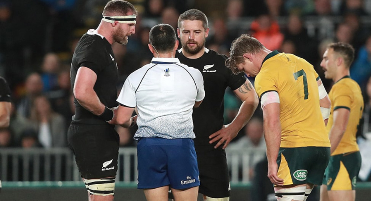 The Dane Coles 'judo throw' that launched scrumhalf Nic White | Rugbydump