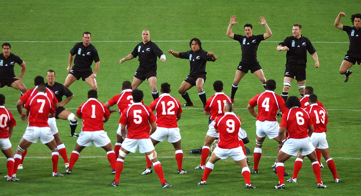 Throwback: The outstanding theatre of the Haka and Sipi Tau going face ...