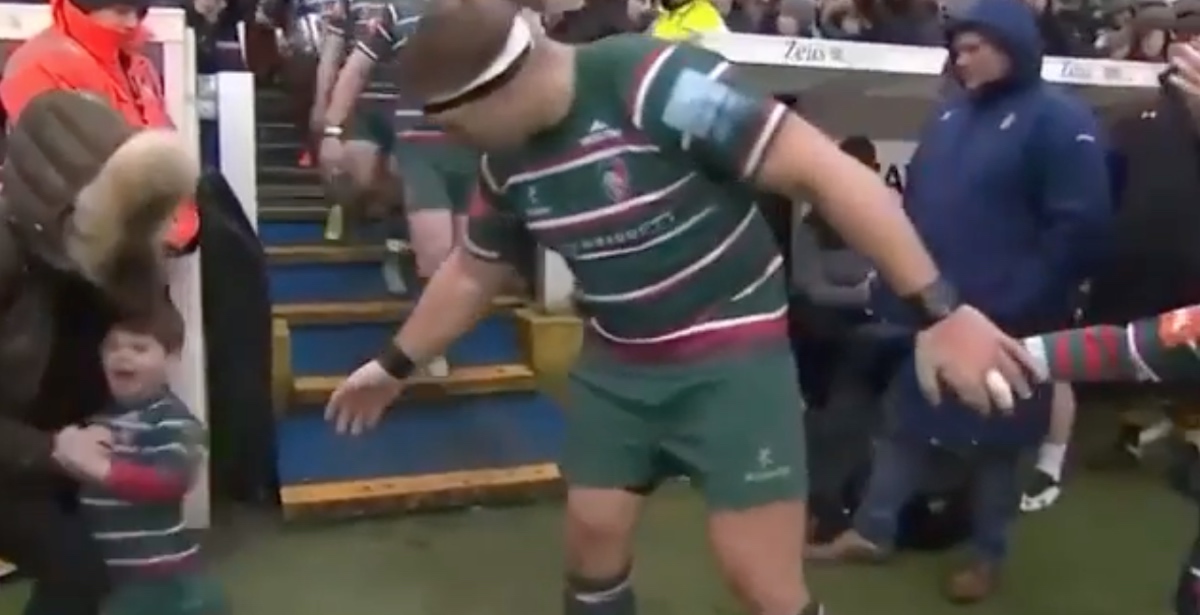 WATCH: Terrified kid rejects Leicester captain before kick off | Rugbydump