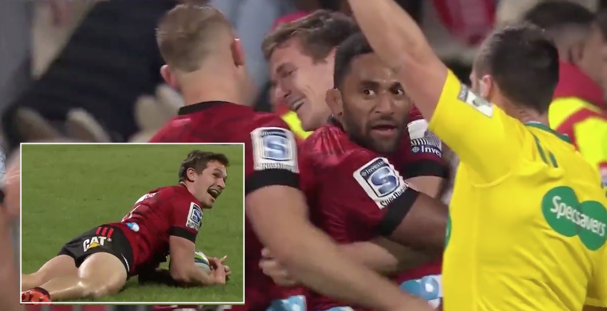 All Blacks wingers combine to score incredible try in Super Rugby ...