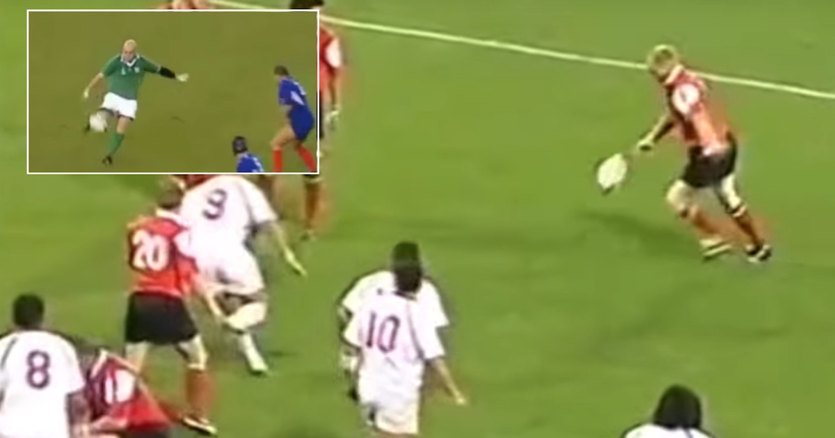 WATCH: When forwards decide to kick the world sits back and marvels ...