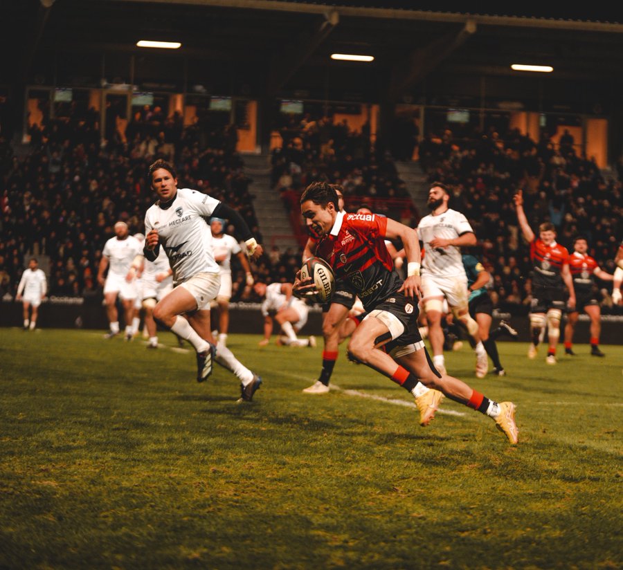 Capuozzo shows class with 'superman' flying finish | Rugbydump