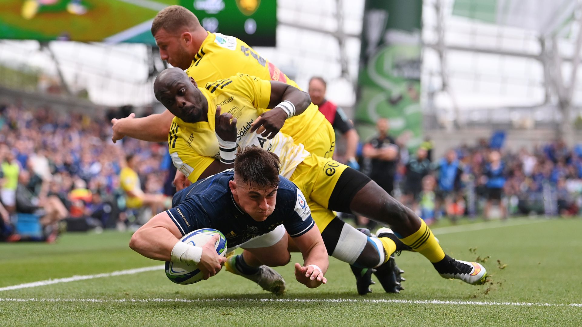 Leinster up and running with two incredible tries inside the first five ...