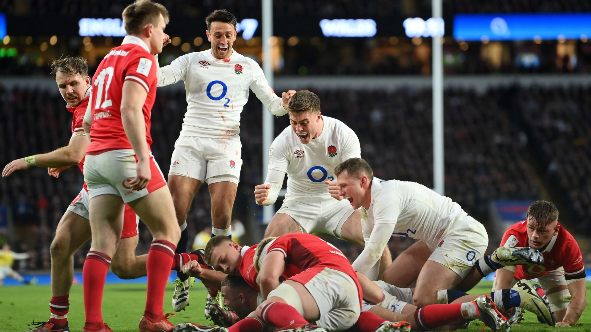 Stuart Barnes proposes radical selection for England's match with ...