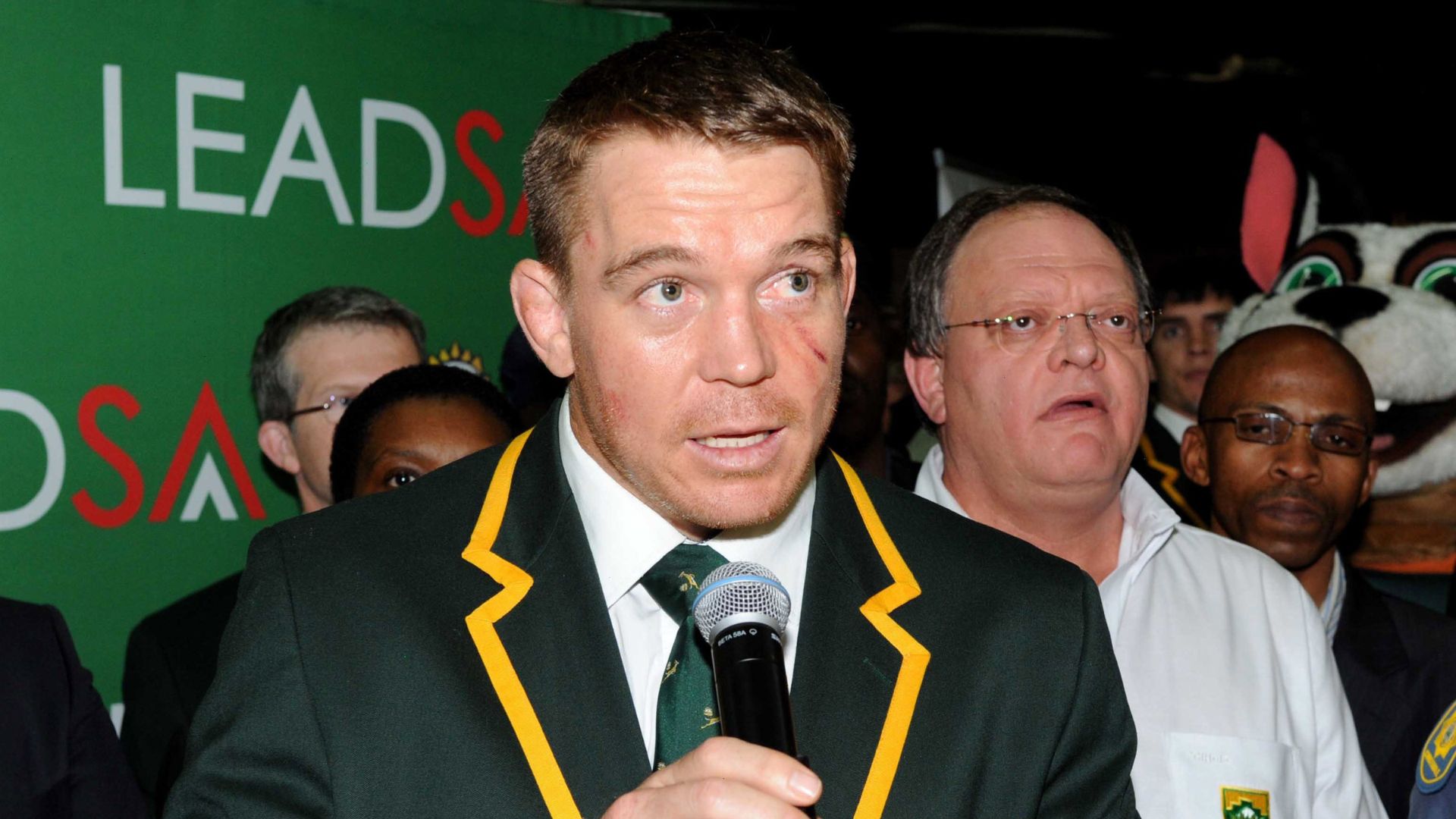 World Cup winning Springbok captain and Scotland icon weigh in on Peter ...