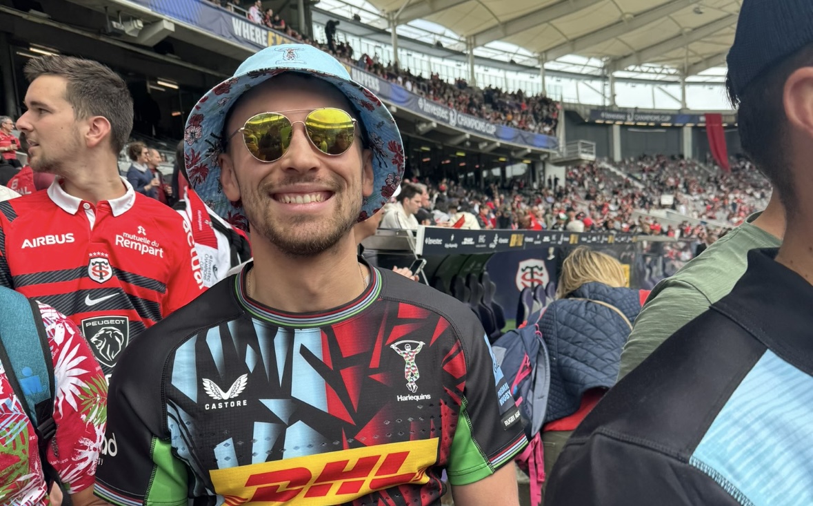 Nick David unexpectedly shows up to semi final in full kit | Rugbydump